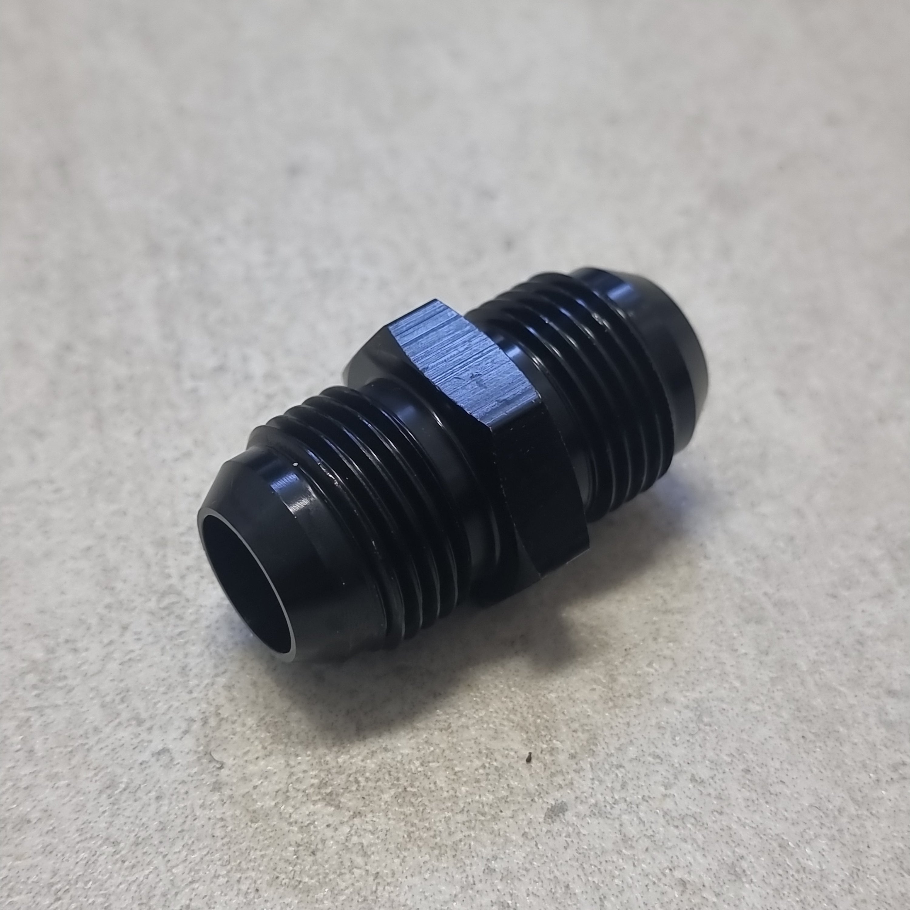 Male to male AN10 fitting – SKIDSHOP