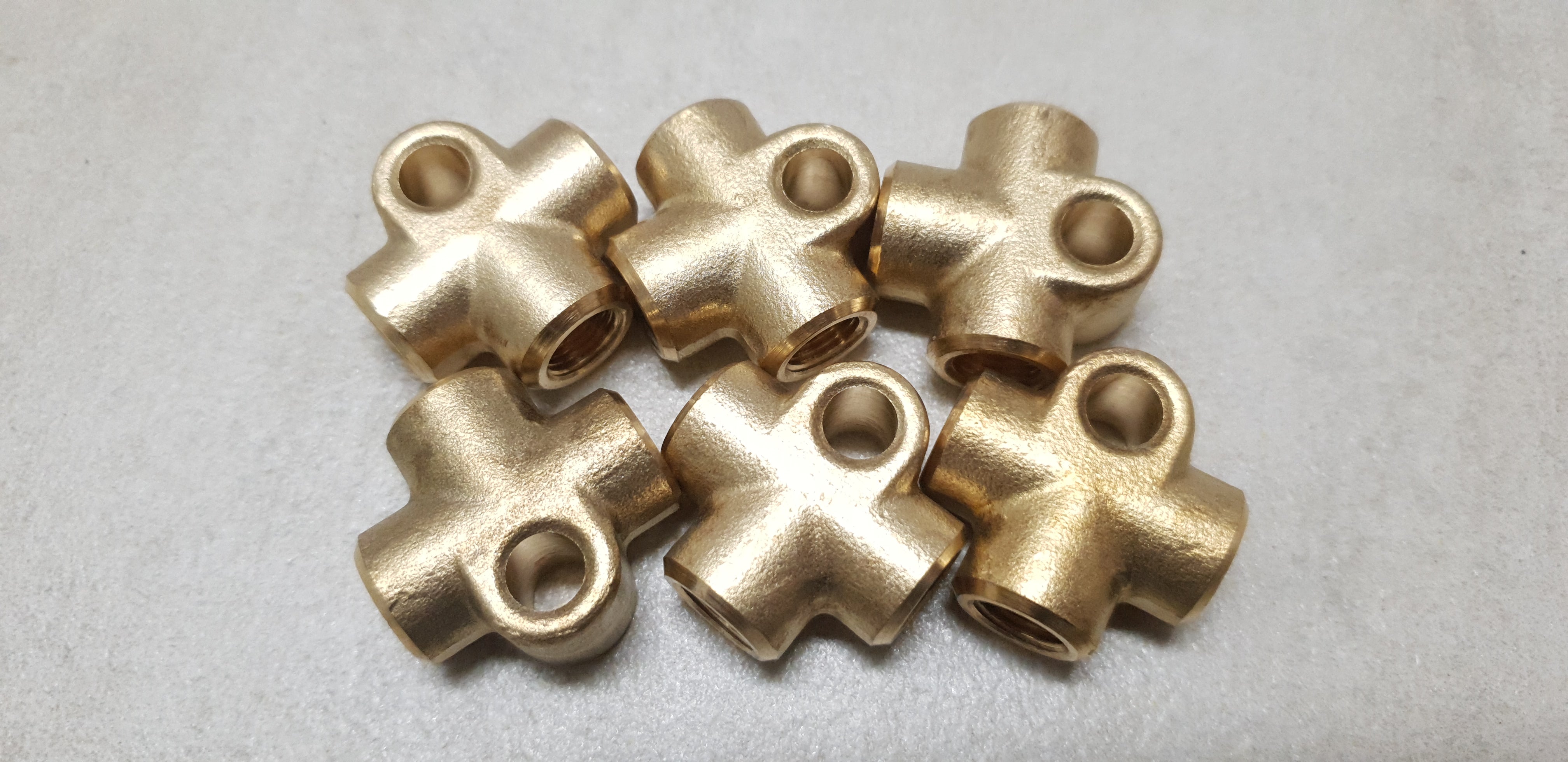 Brakeline T-type distribution block – SKIDSHOP